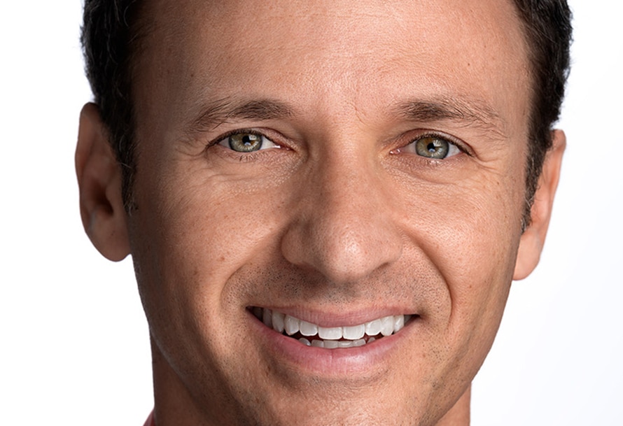 Robert Jacobson (Music MFA 00) – The Pool